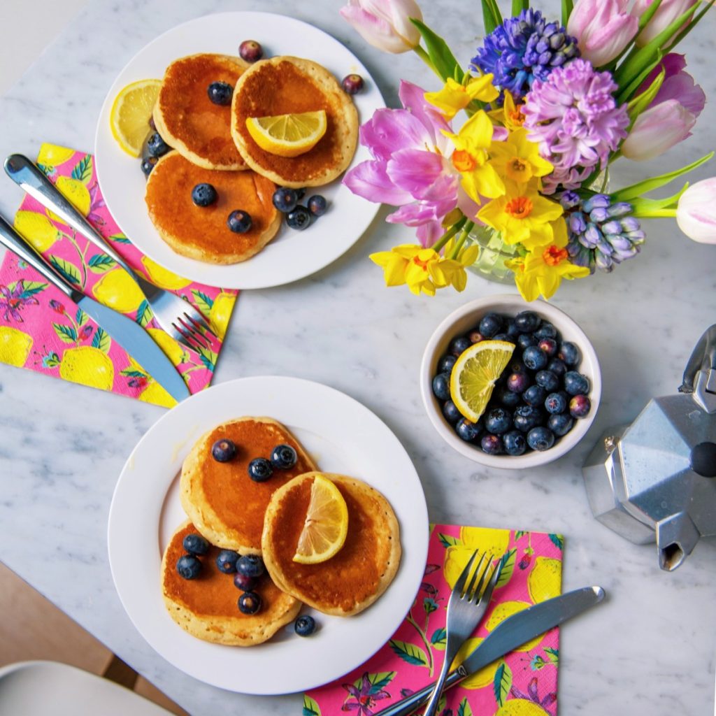 The Color Lemon Yellow: Cool Lemon Yellow Color Combinations